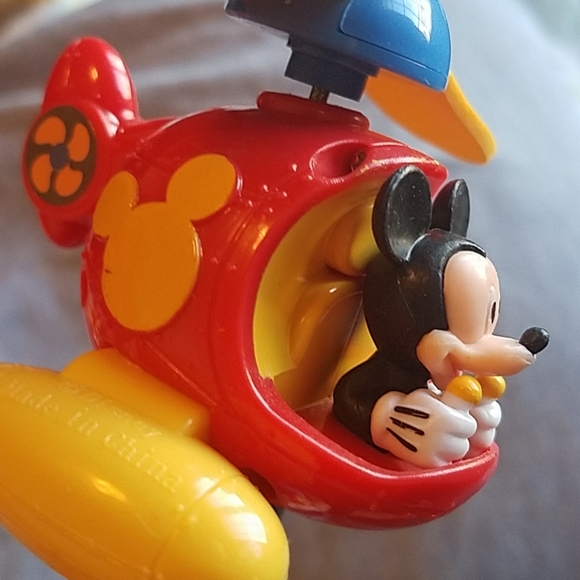 Disney | Party Supplies | Mickey Mouse Clubhouse Mini Candy Fan New ...